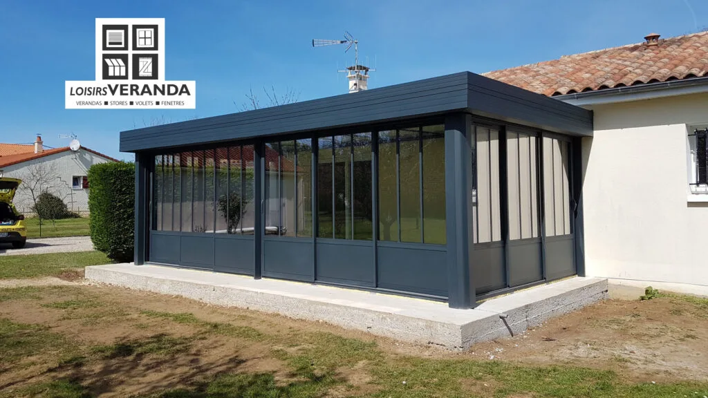 Véranda contemporaine - Loisirs Veranda